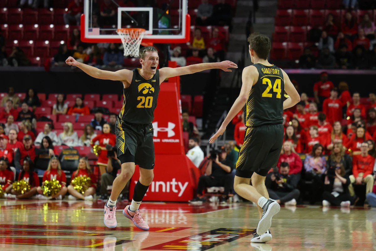 #54: Iowa Hawkeyes - College Hoops Top 50